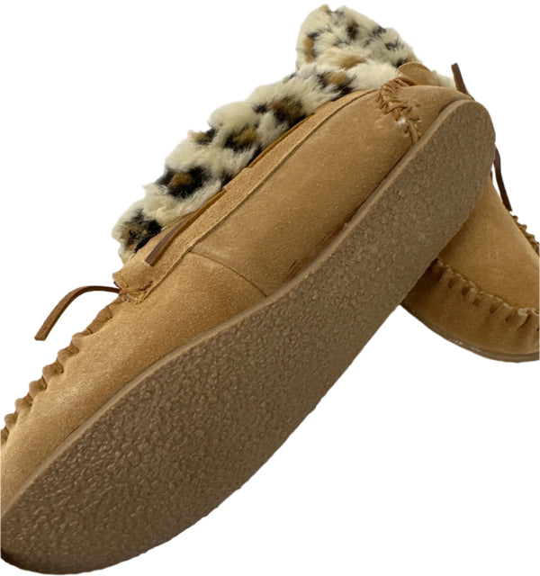 Minnetonka cinnamon slippers - My Secret Garden